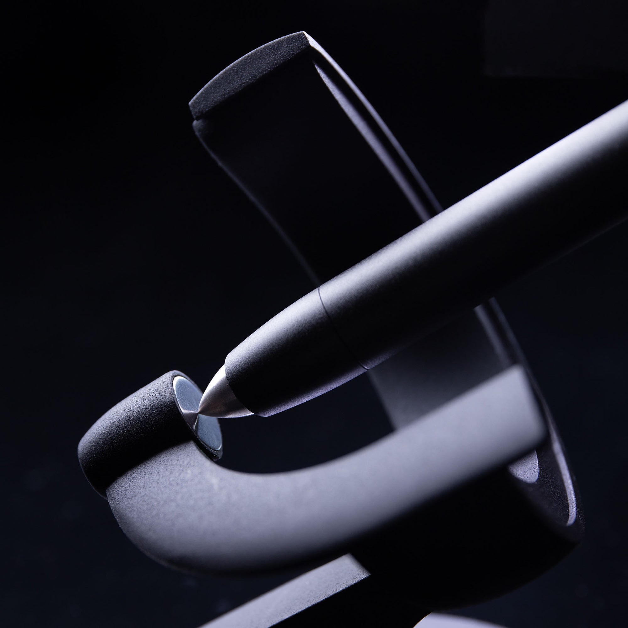 Luxurious Fountain Pen - Hoverpen Future by novium