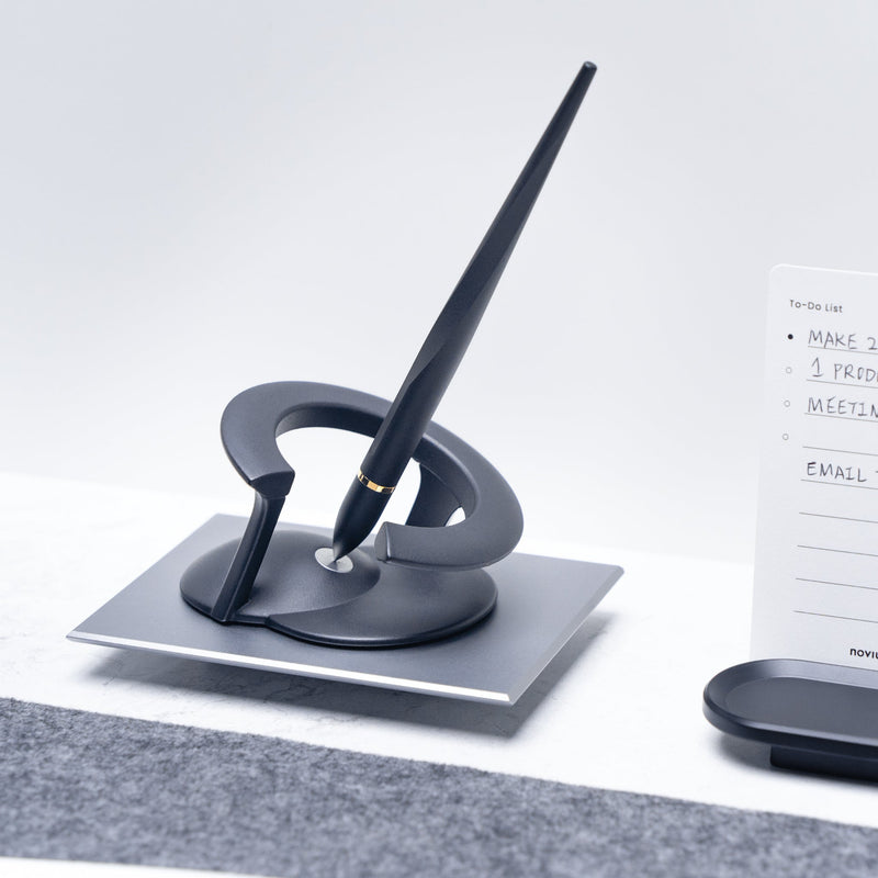 Novium Dock - Gravitating Illusion Stand - novium