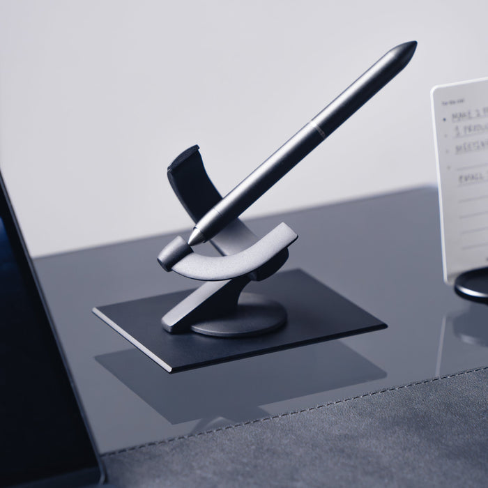 Novium Dock - Gravitating Illusion Stand - novium